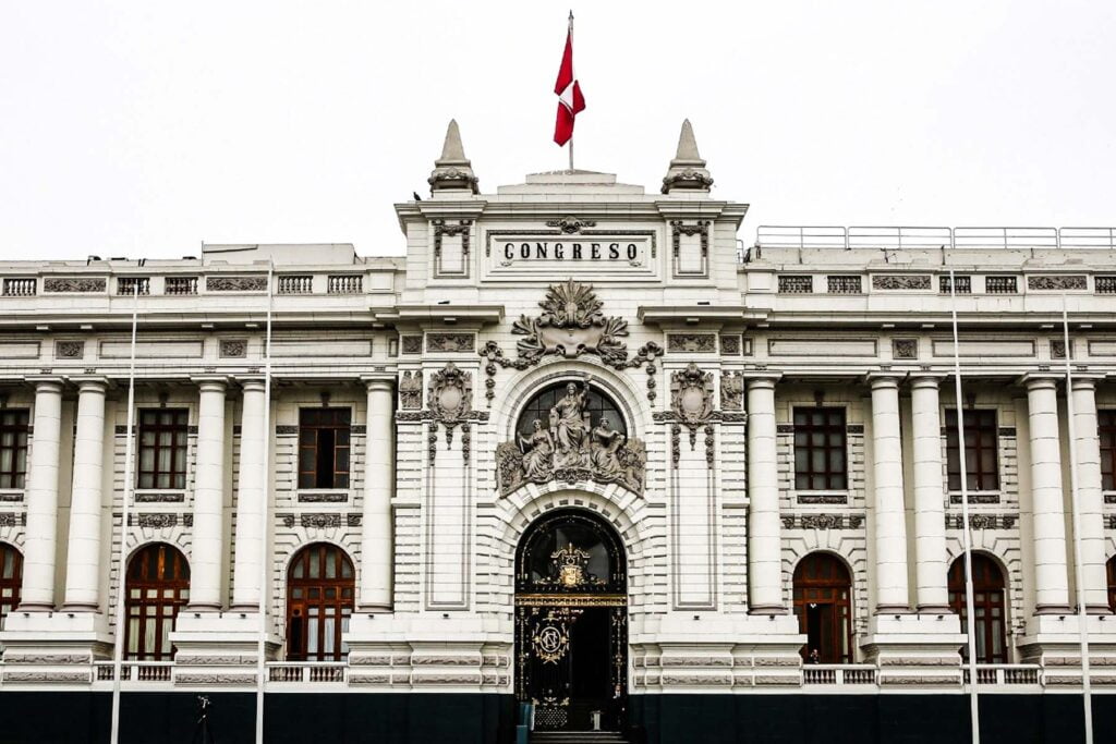 Congreso publica ley que fomenta el uso del hidrógeno verde como combustible - Macronorte