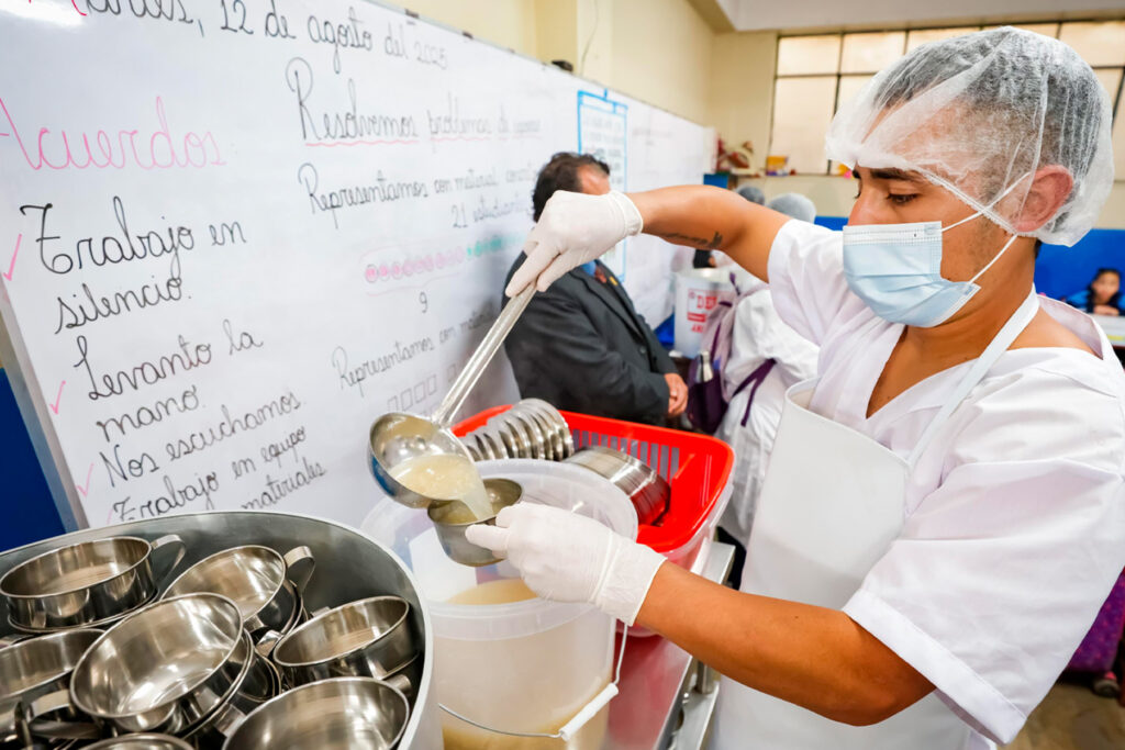 Gobierno crea nuevo Programa de Alimentación Escolar en reemplazo de ...